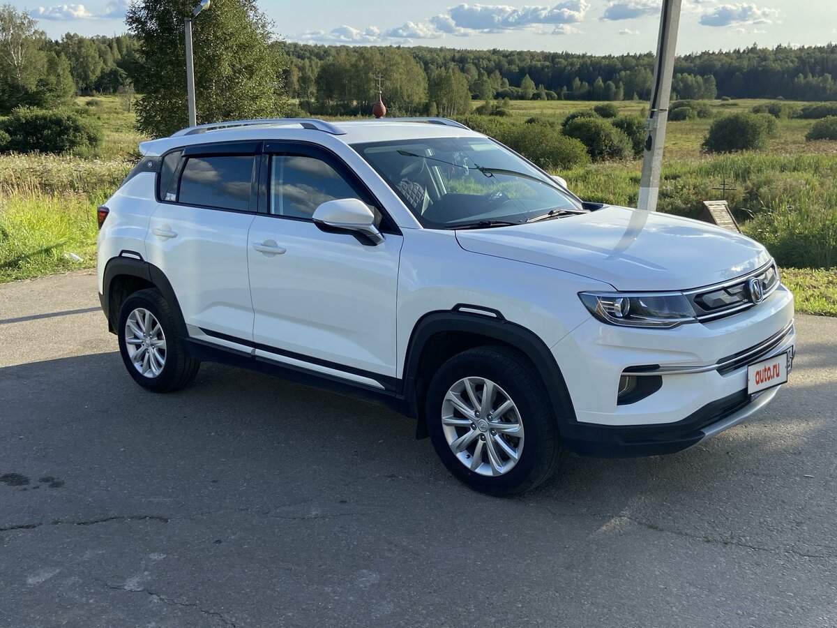 Купить б/у Changan CS35PLUS I 1.6 MT (117 л.с.) бензин механика в Солнечногорске: белый Чанган ...