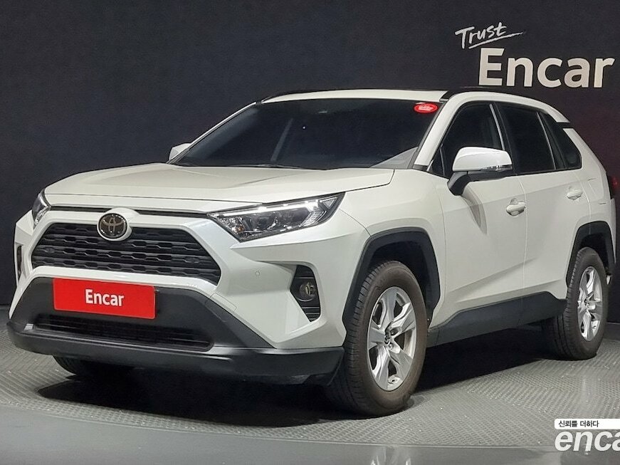 Купить б/у Toyota RAV4 V (XA50) 2.5 AT (205 л.с.) бензин автомат во ...