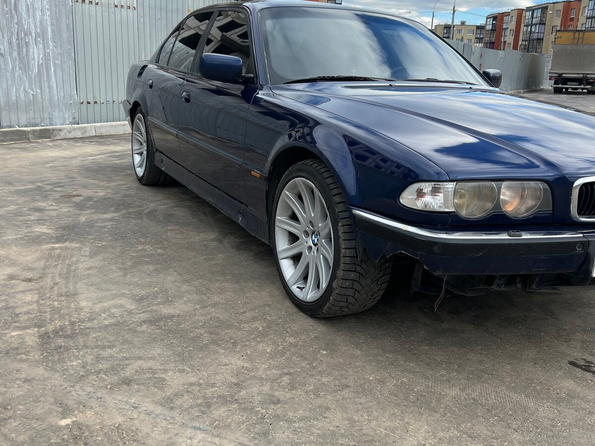 Купить б/у BMW 7 серии III (E38) Рестайлинг 728i 2.8 AT (193 л.с.) бензин автомат в Москве ...