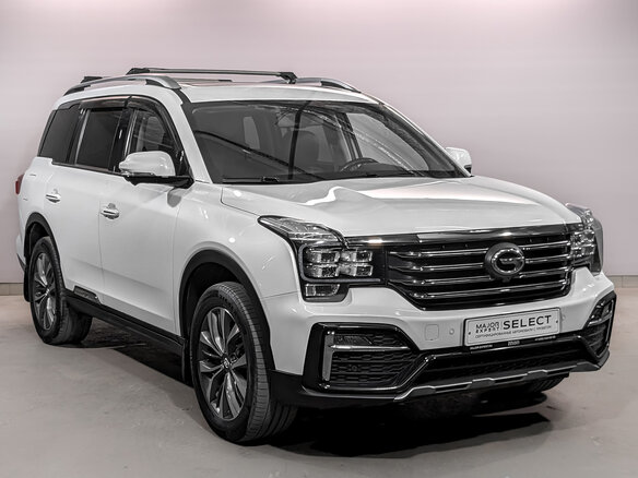 Купить б/у GAC GS8 I 2.0 AT (190 л.с.) 4WD бензин автомат в Химках: белый ГАК ГС8 I внедорожник ...