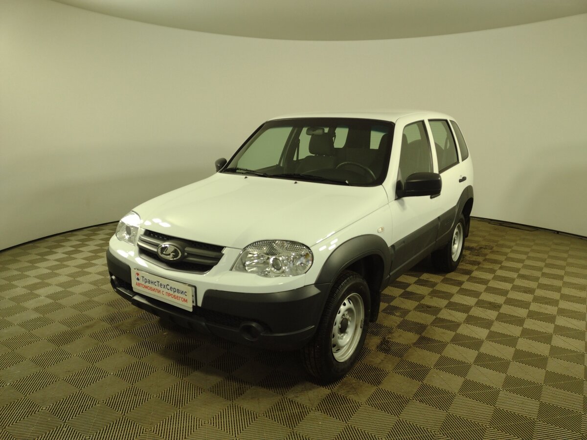 Купить б/у Lada (ВАЗ) Niva I 1.7 MT (80 л.с.) 4WD бензин механика в Уфе ...