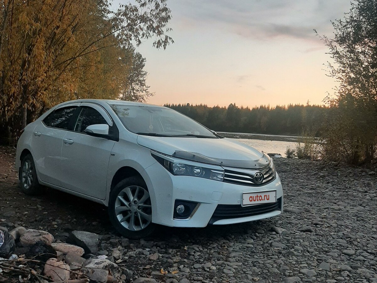 Купить б/у Toyota Corolla XI (E160, E170, E180) 1.6 CVT (132 л.с.) бензин вариатор в Нерюнгри ...
