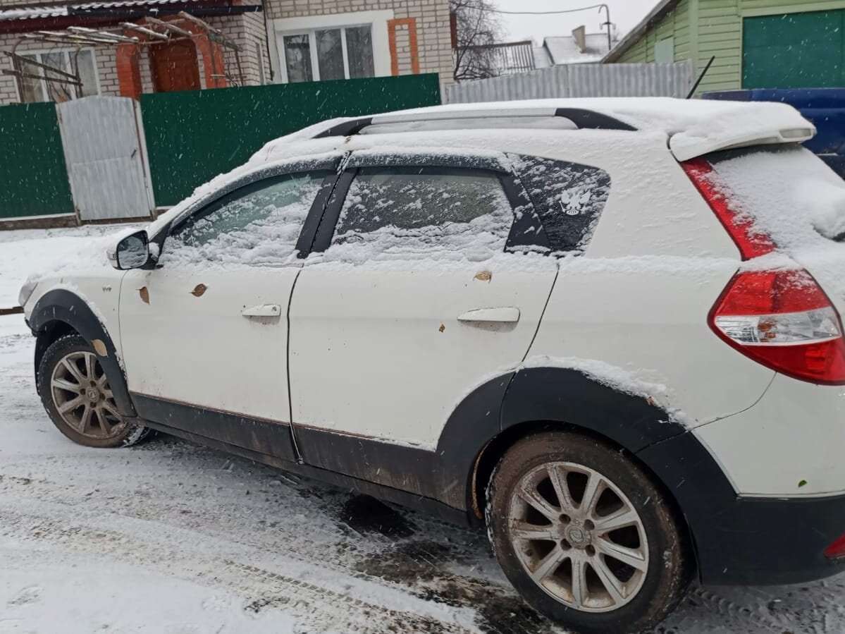 Купить б/у Dongfeng H30 Cross 2011-2018 1.6 MT (117 л.с.) бензин ...