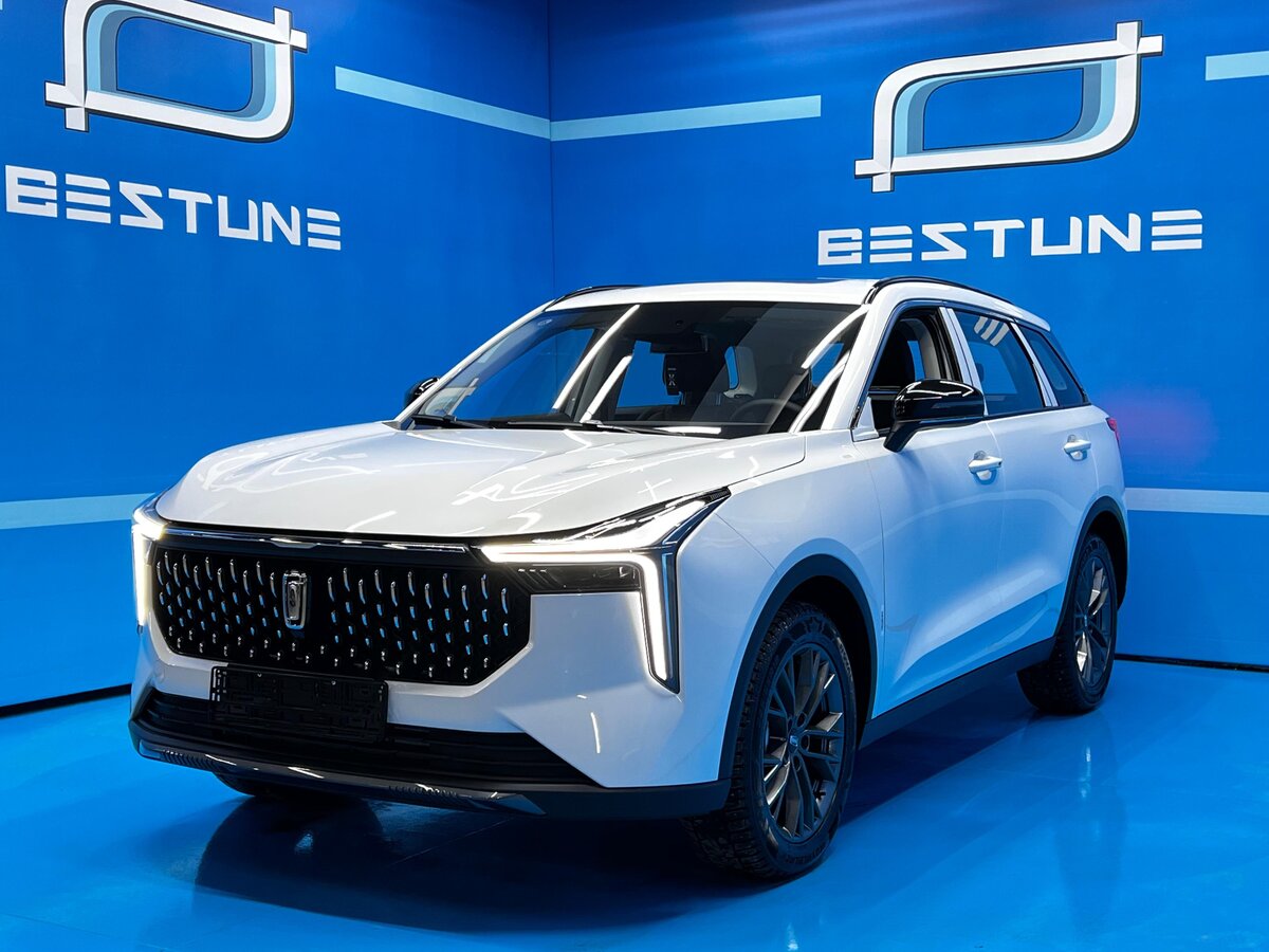 Купить новый Bestune T55 2022-2025 1.5 AMT (160 л.с.) бензин робот в Красноярске: белый Бестюн ...