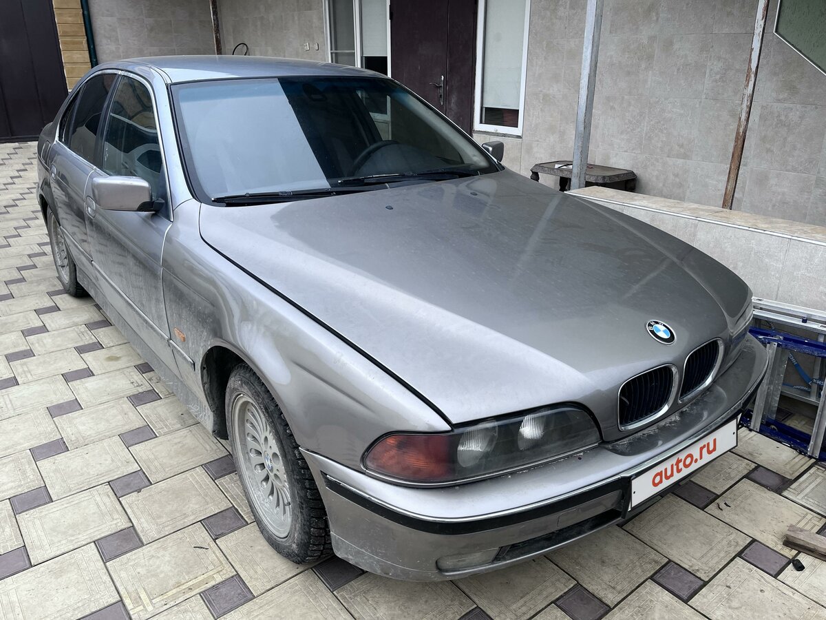Купить б/у BMW 5 серии IV (E39) 520i 2.0 AT (150 л.с.) бензин автомат в Махачкале: серый БМВ 5 ...