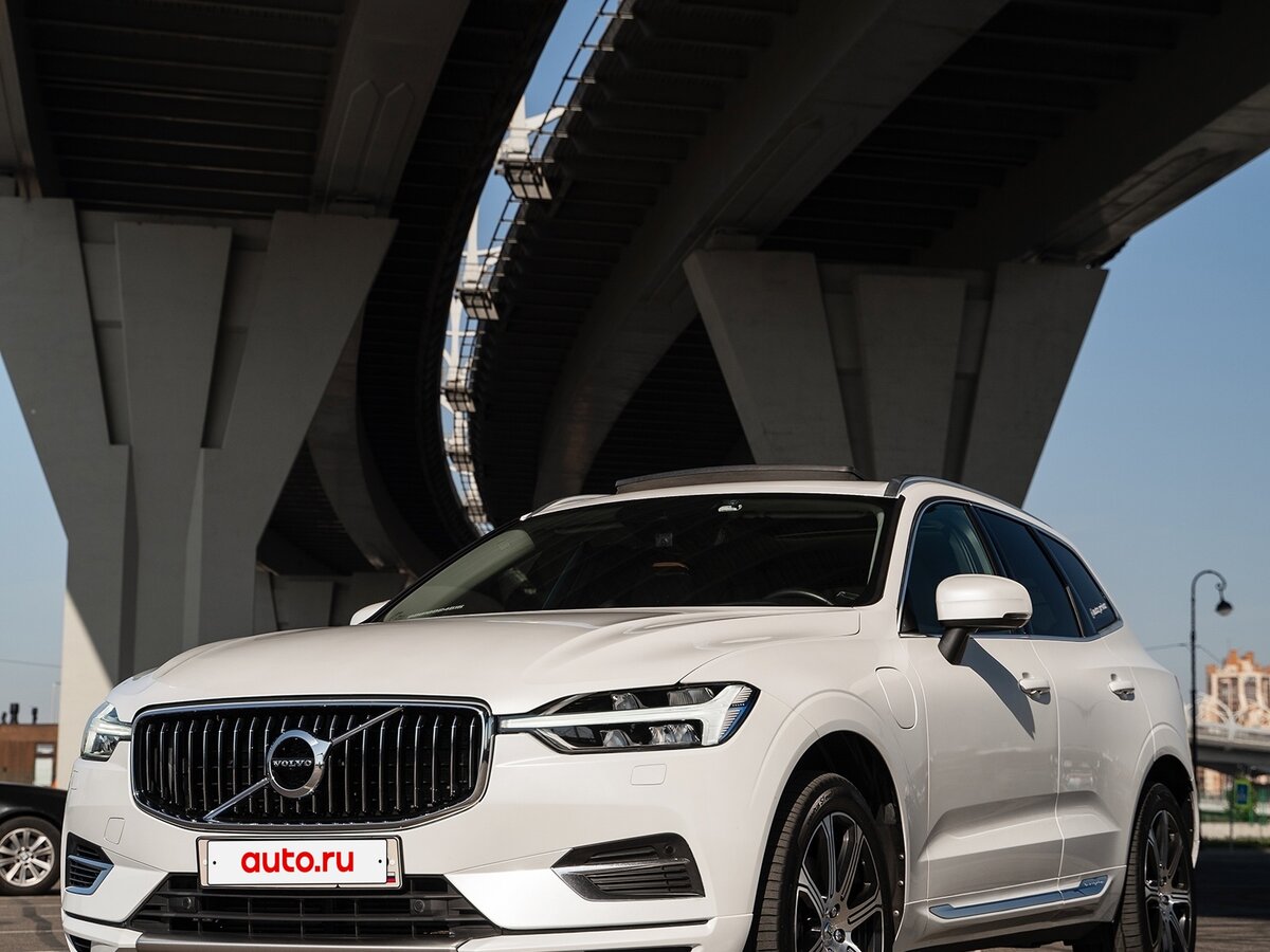 Купить б/у Volvo XC60 II Recharge 2.0hyb AT (392 л.с.) 4WD гибрид автомат в Санкт-Петербурге ...