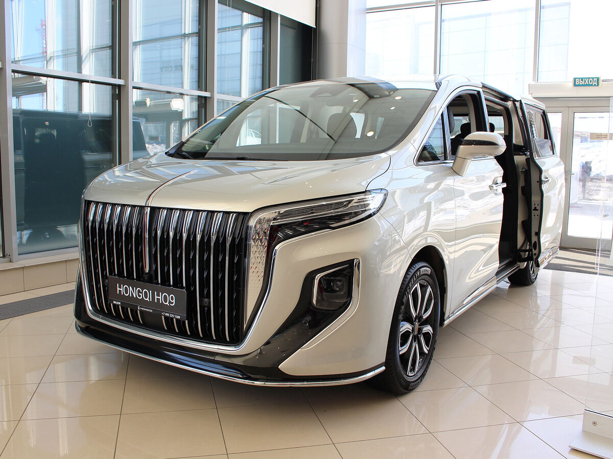 Купить новый Hongqi HQ9 2022-2024 2.0 AT (252 л.с.) бензин автомат в Химках: золотистый Хончи ...