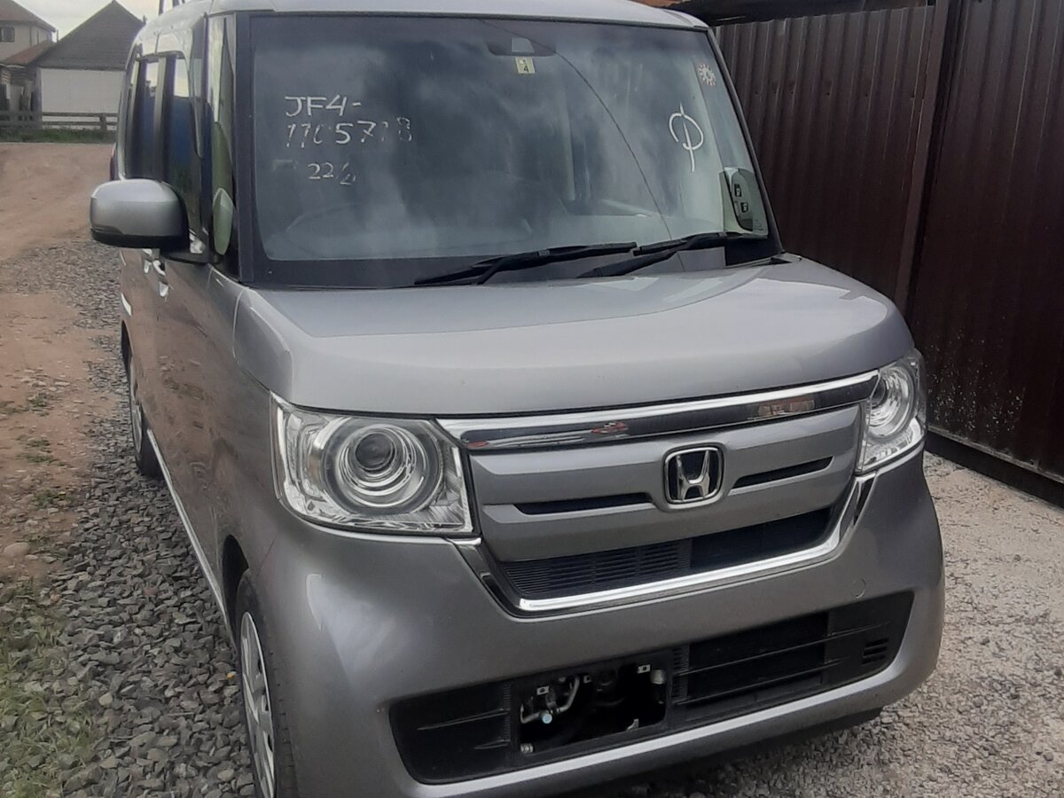 Купить б/у Honda N-BOX II 0.7 CVT (58 л.с.) 4WD бензин вариатор в Емельяново: серый Хонда н-бокс ...