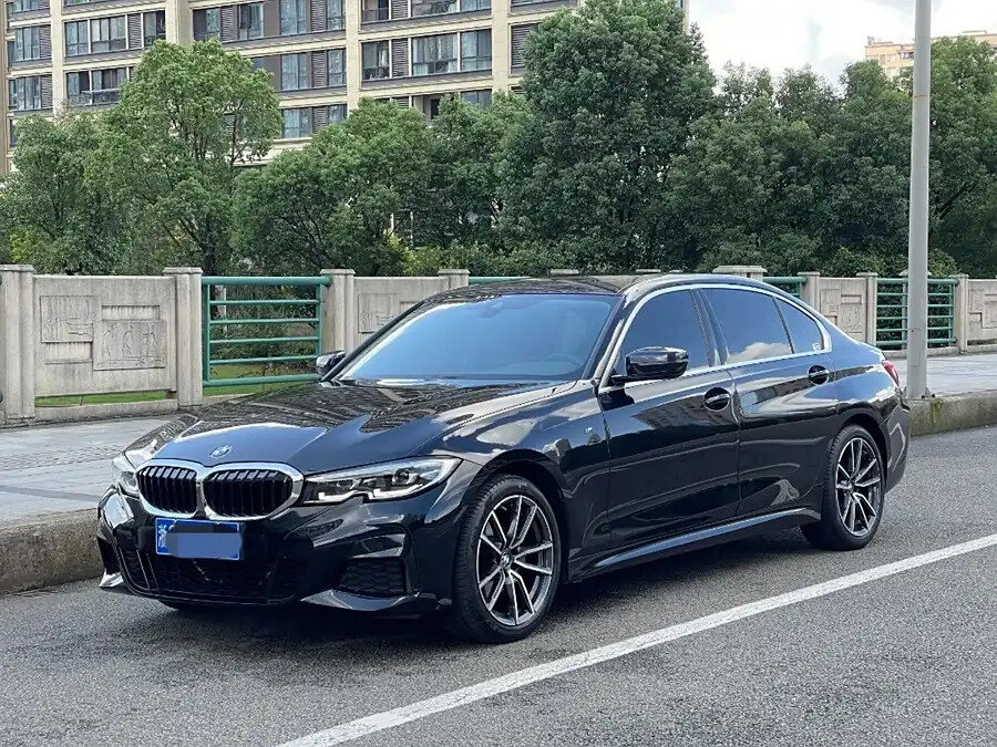 Купить б/у BMW 3 серии VII (G2x) 325Li 2.0 AT (184 л.с.) бензин автомат во Владивостоке: чёрный ...