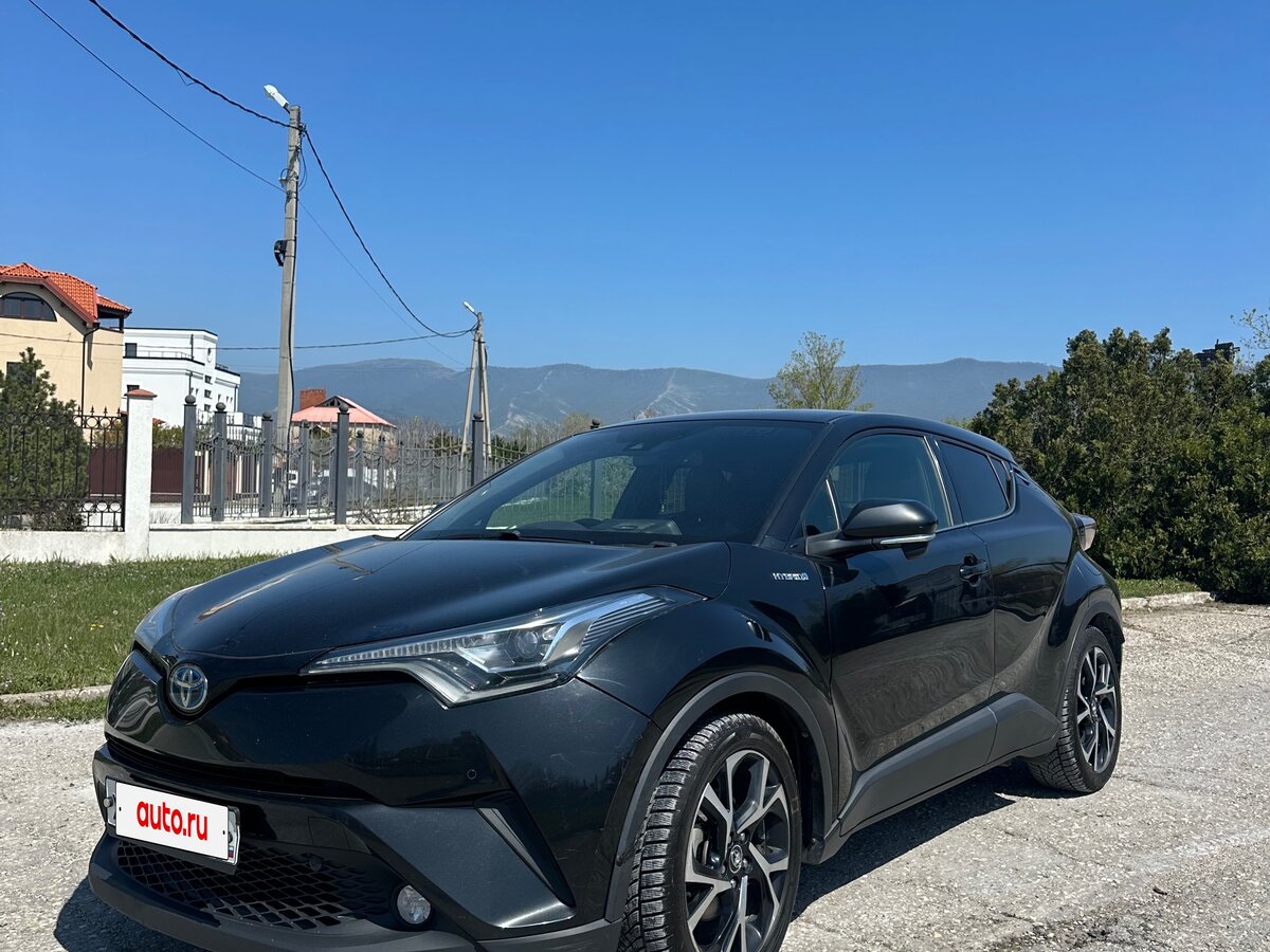 Купить б/у Toyota C-HR I 1.8hyb CVT (98 л.с.) гибрид вариатор в ...