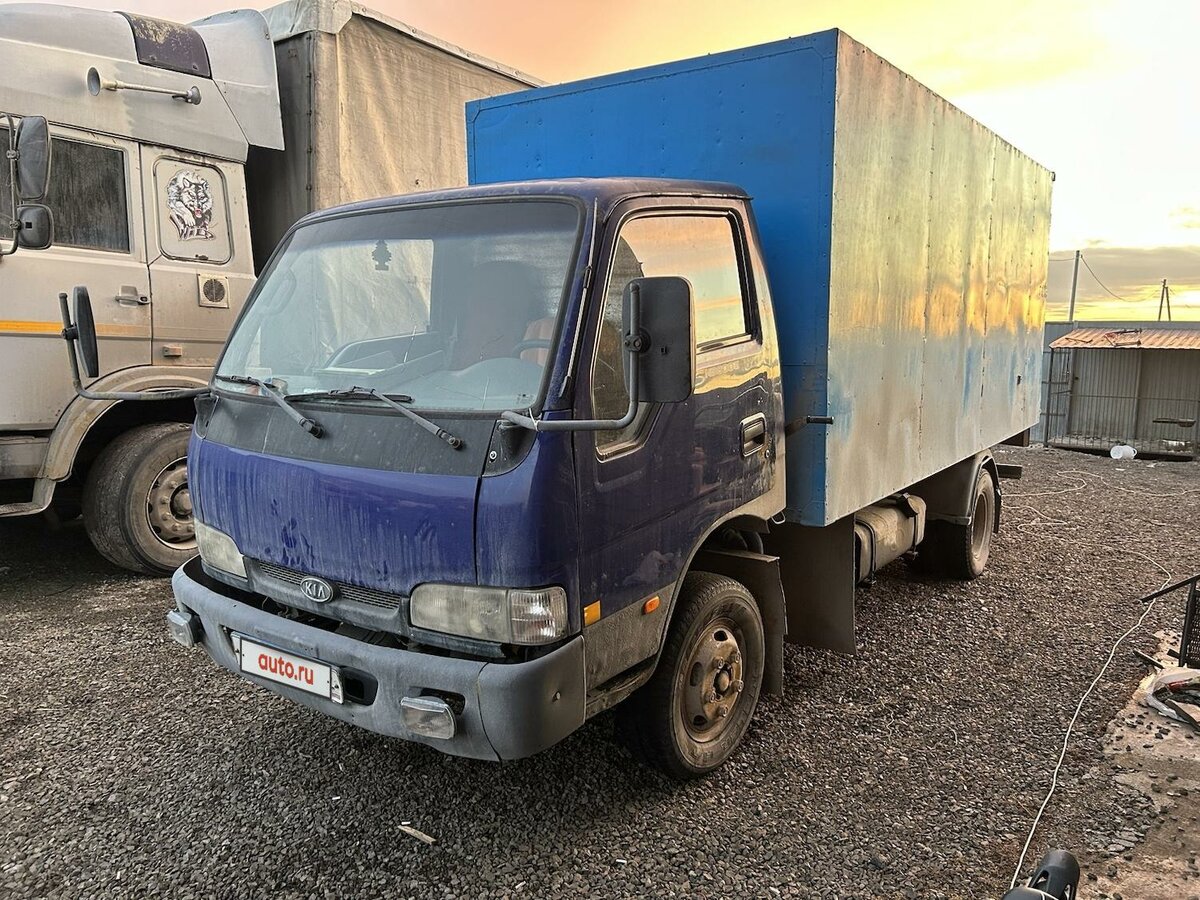 Купить б/у Kia K3600 дизель механика в Челябинске: синий изотермический ...
