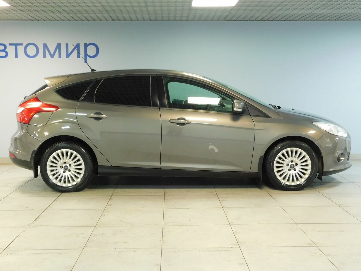 Купить б/у Ford Focus III 1.6 AMT (125 л.с.) бензин робот в Москве ...