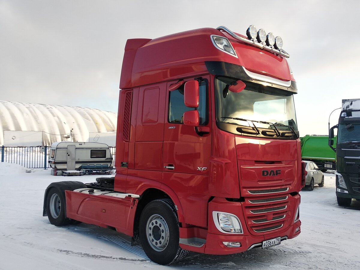 Купить б/у DAF XF дизель автомат в Мытищах: красный 2019 года на Авто ...