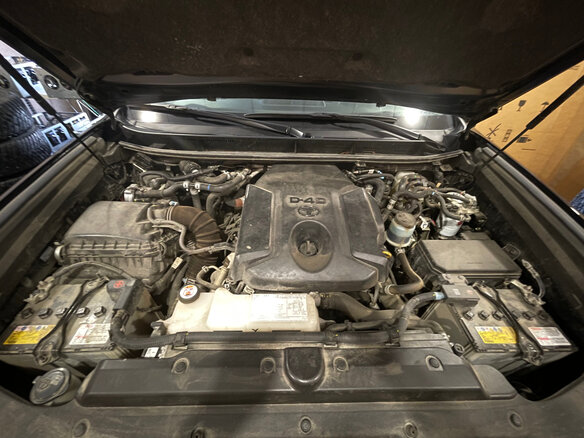 Купить б/у Toyota Land Cruiser Prado 150 Series Рестайлинг 3 2.8d AT ...