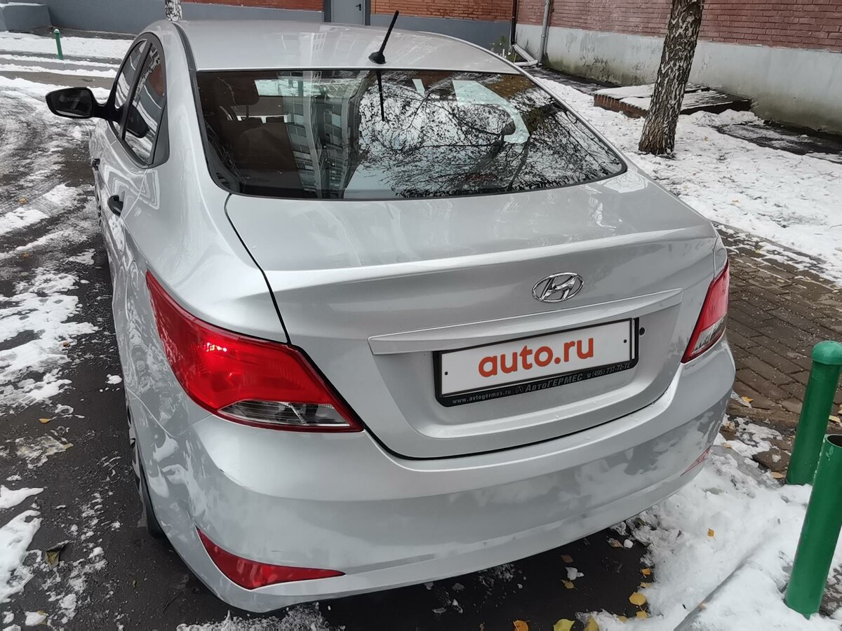 Купить б/у Hyundai Solaris I Рестайлинг 1.6 AT (123 л.с.) бензин ...