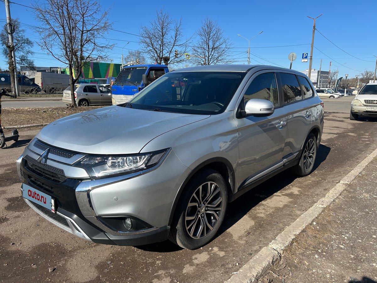 Купить б/у Mitsubishi Outlander III Рестайлинг 3 2.0 CVT (146 л.с ...