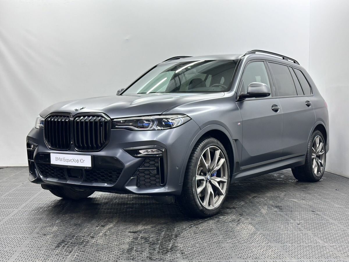 Купить б/у BMW X7 I (G07) M50i 4.4 AT (530 л.с.) 4WD бензин автомат в ...