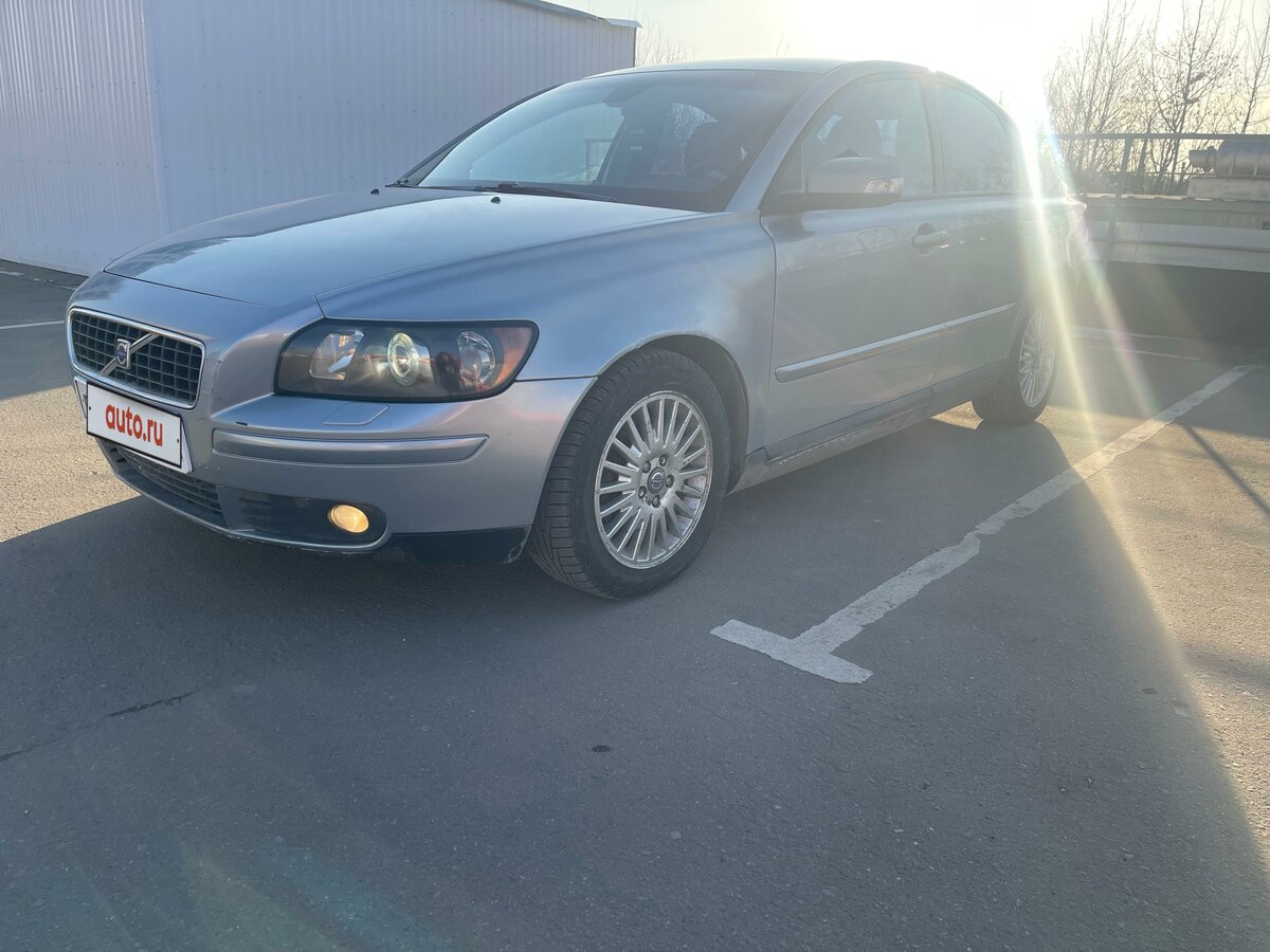 Купить б/у Volvo S40 II 2.4 AT (140 л.с.) бензин автомат в Электростали: серебристый Вольво S40 ...