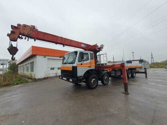 Купить б/у Samsung SM510 дизель механика в Новомосковске: серебристый бортовой грузовик 2002 ...