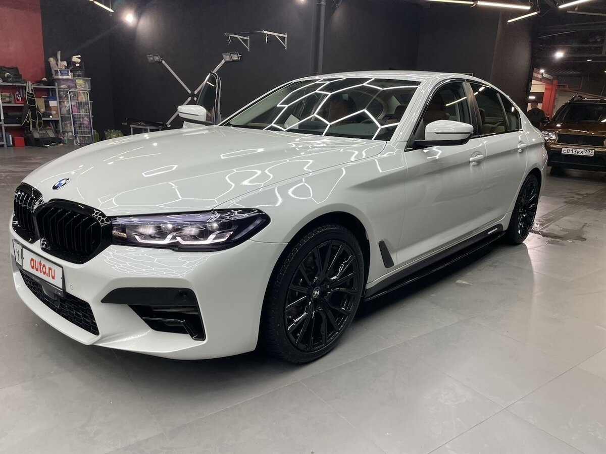 Купить б/у BMW 5 серии VII (G30/G31) Рестайлинг 520i 2.0 AT (184 л.с.) бензин автомат в Москве ...