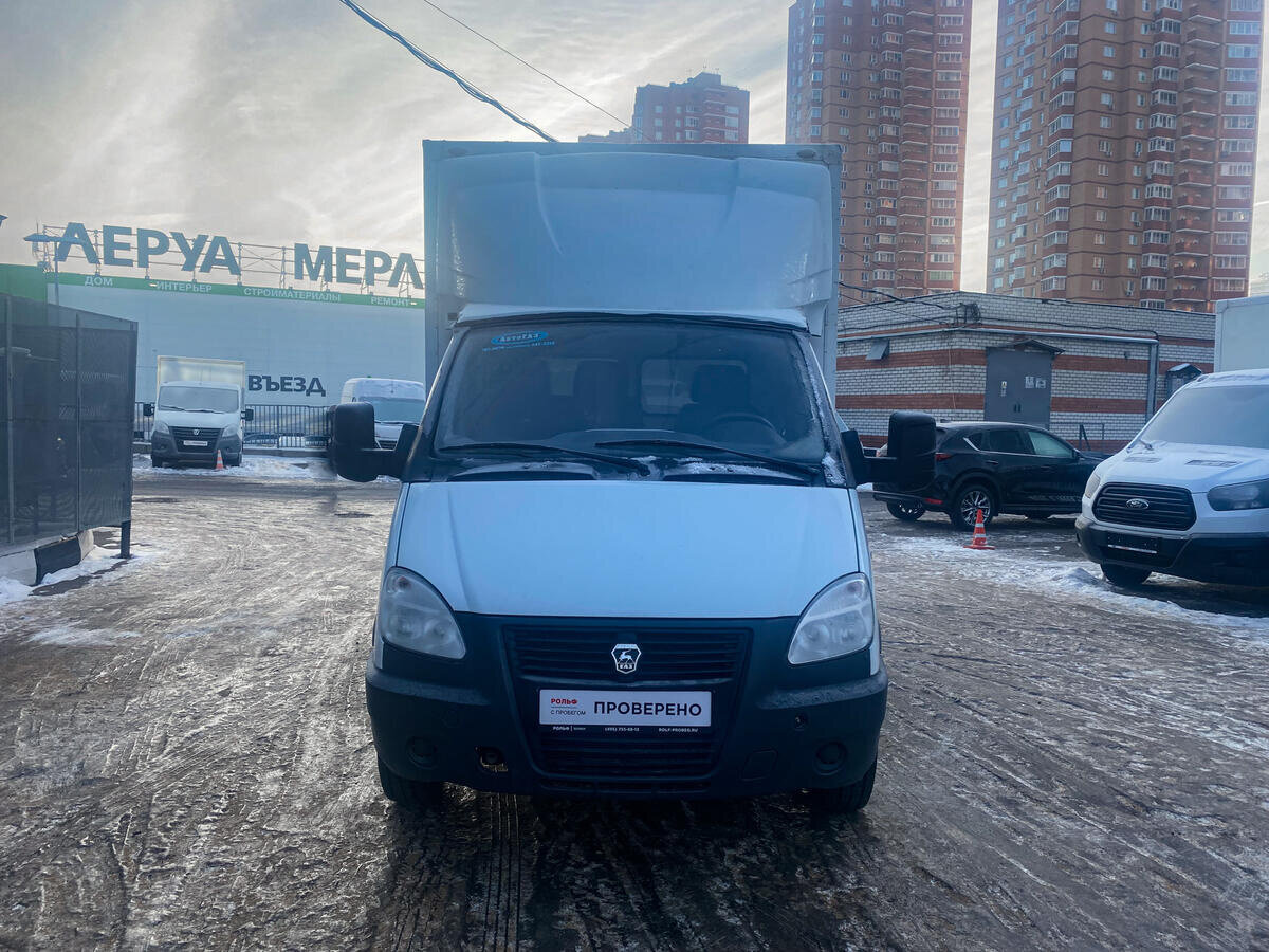 Купить б/у ГАЗ ГАЗель (3302) бензин механика в Химках: белый изотермический кузов 2021 года на ...