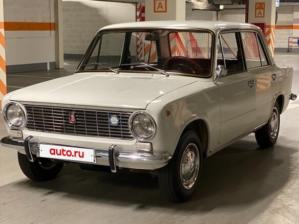 Купить б/у Lada (ВАЗ) 2101 1970-1988 1.2 MT (59 л.с.) бензин механика в Москве: белый Лада 2101 ...