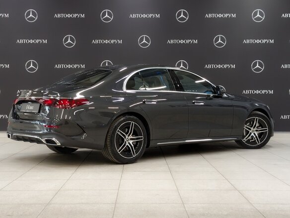 Купить новый Mercedes-Benz E-Класс VI (W214, S214) 300 2.0 AT (258 л.с.) 4WD бензин автомат в ...
