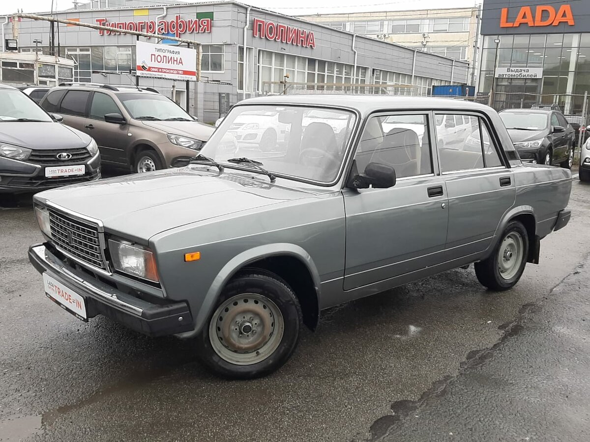 Купить б/у Lada (ВАЗ) 2107 1982-2012 1.6 MT (73 л.с.) бензин механика в Челябинске: серый Лада ...