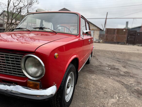 Купить б/у Lada (ВАЗ) 2101 1970-1988 1.2 MT (64 л.с.) бензин механика в Кислино: красный Лада ...