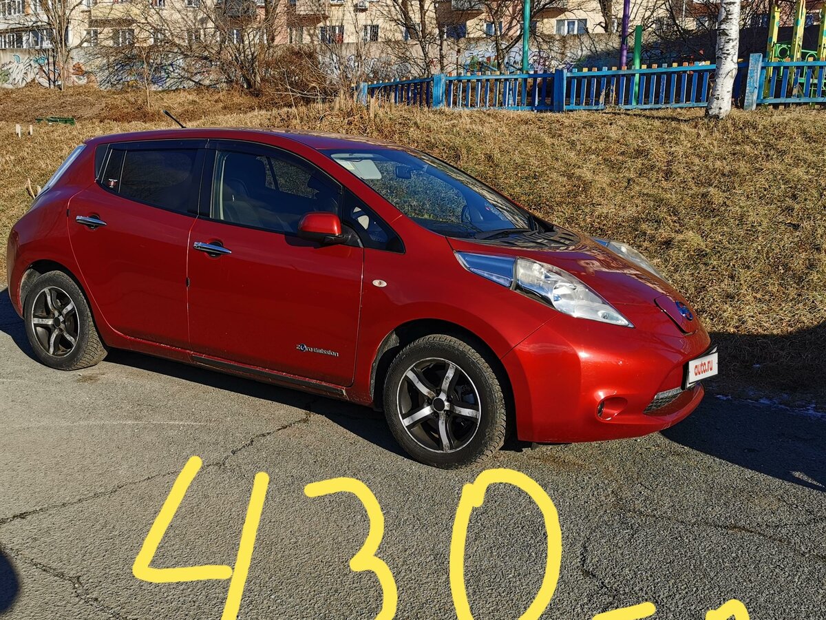 Купить б/у Nissan Leaf I (ZE0/AZE0) Electro AT (80.0 кВт) электро автомат во Владивостоке ...