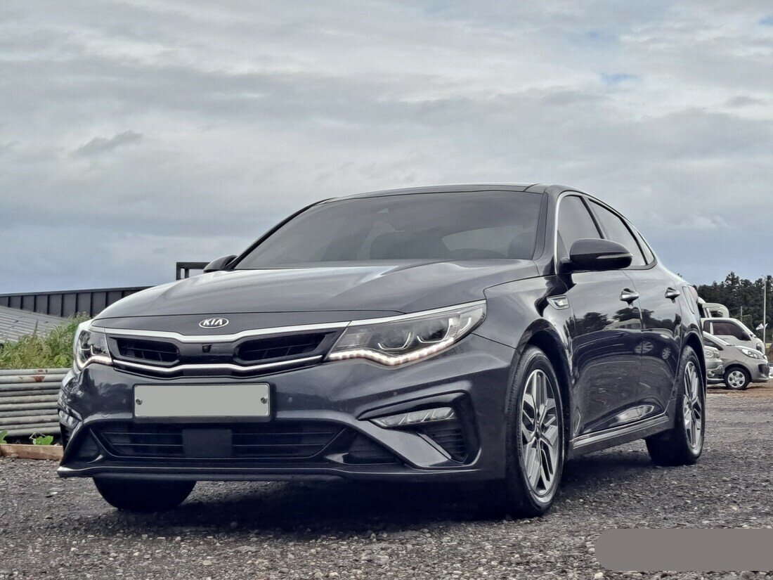 Купить б/у Kia K5 II 2.0hyb AT (156 л.с.) гибрид автомат в Хабаровске: серый Киа к5 II седан ...