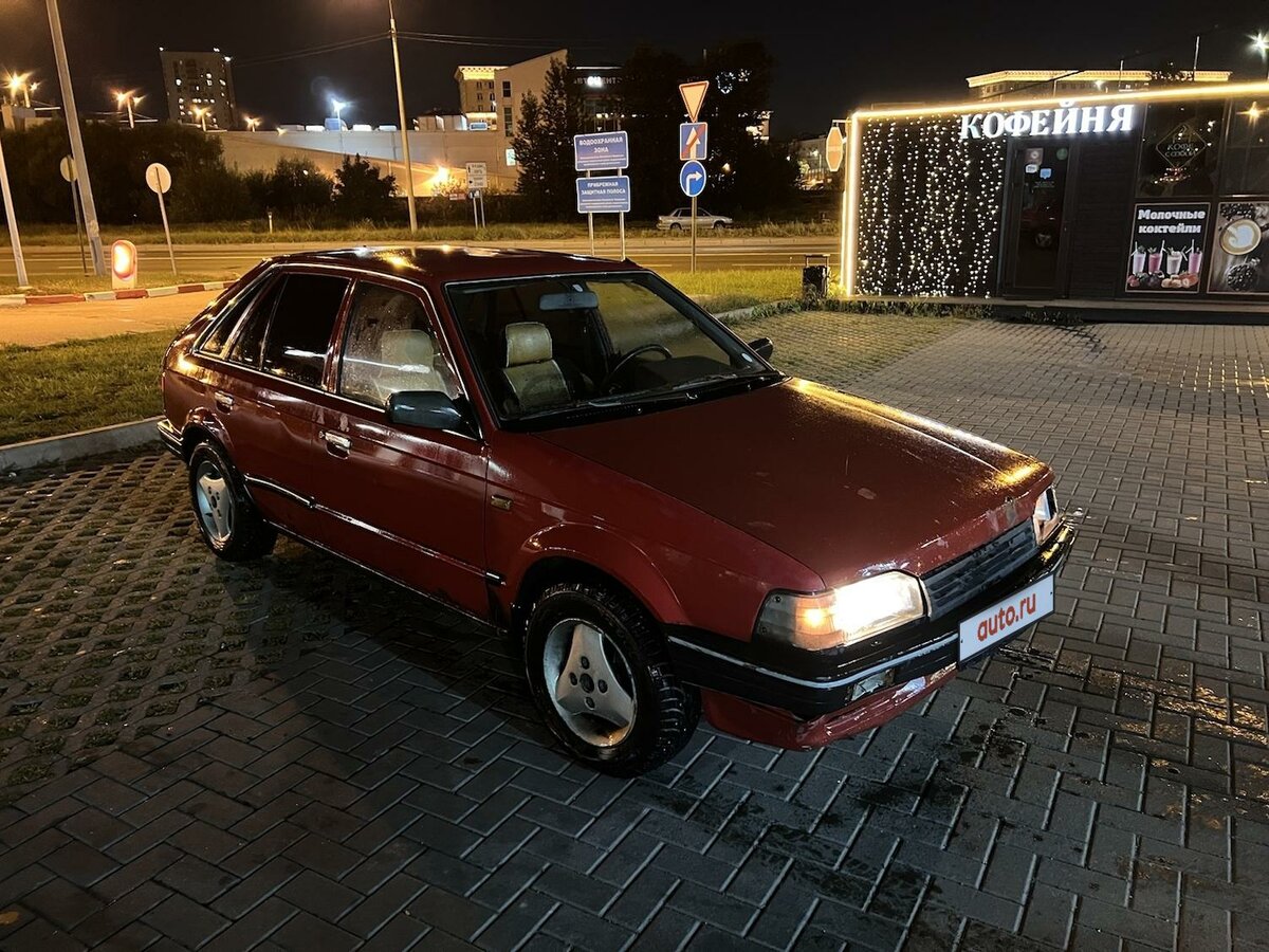 Купить б/у Mazda 323 III (BF) 1.4 MT (60 л.с.) бензин механика в Санкт-Петербурге: красный Мазда ...