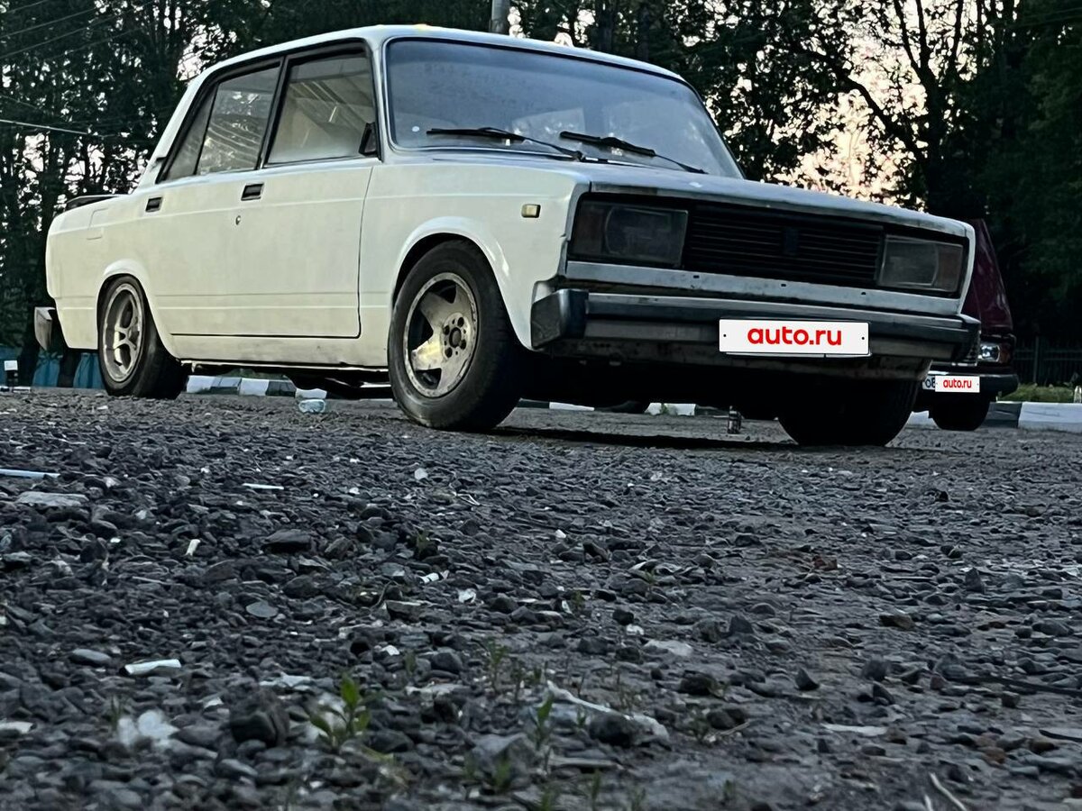 Купить б/у Lada (ВАЗ) 2105 1979-2011 4-speed 1.3 MT (64 л.с.) бензин ...