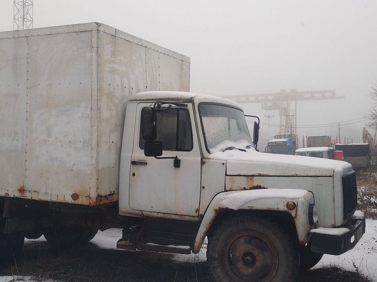 Купить б/у ГАЗ 3307 бензин механика в Сыктывкаре: белый изотермический кузов 2003 года на Авто ...