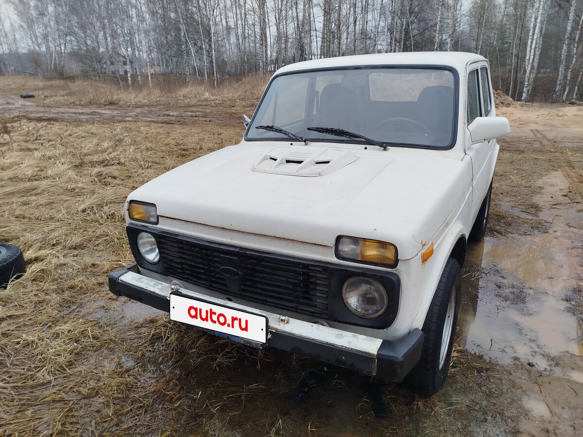 Купить б/у Lada (ВАЗ) 2121 (4x4) I 1.6 MT (75 л.с.) 4WD бензин механика на Бору: белый Лада 2121 ...