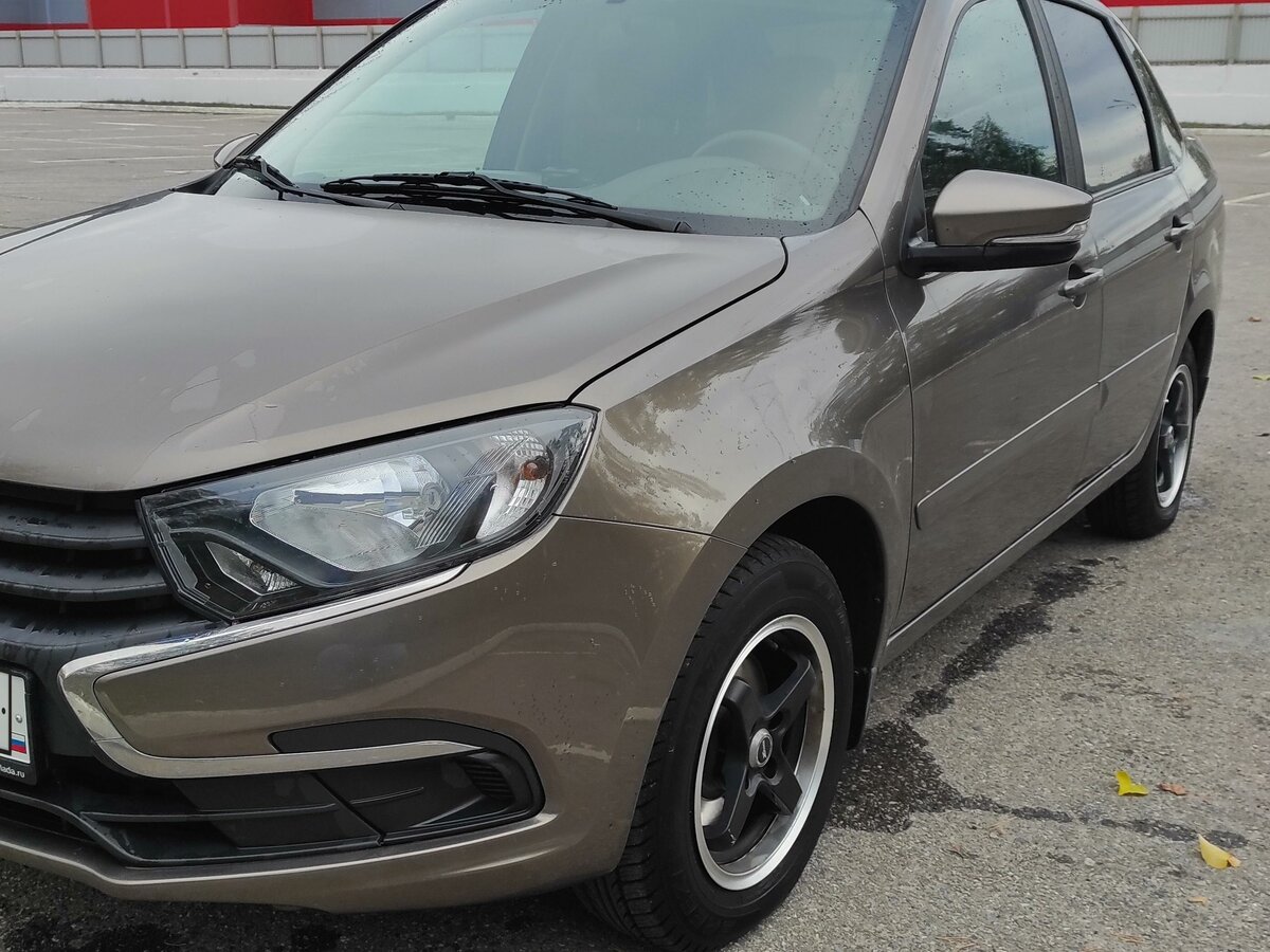 Купить б/у Lada (ВАЗ) Granta I Рестайлинг 1.6 AT (98 л.с.) бензин ...