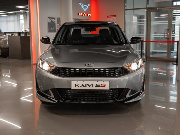 Купить новый Kaiyi E5 2021-2025 1.5 CVT (147 л.с.) бензин вариатор в Москве: серый Каи е5 2024 ...