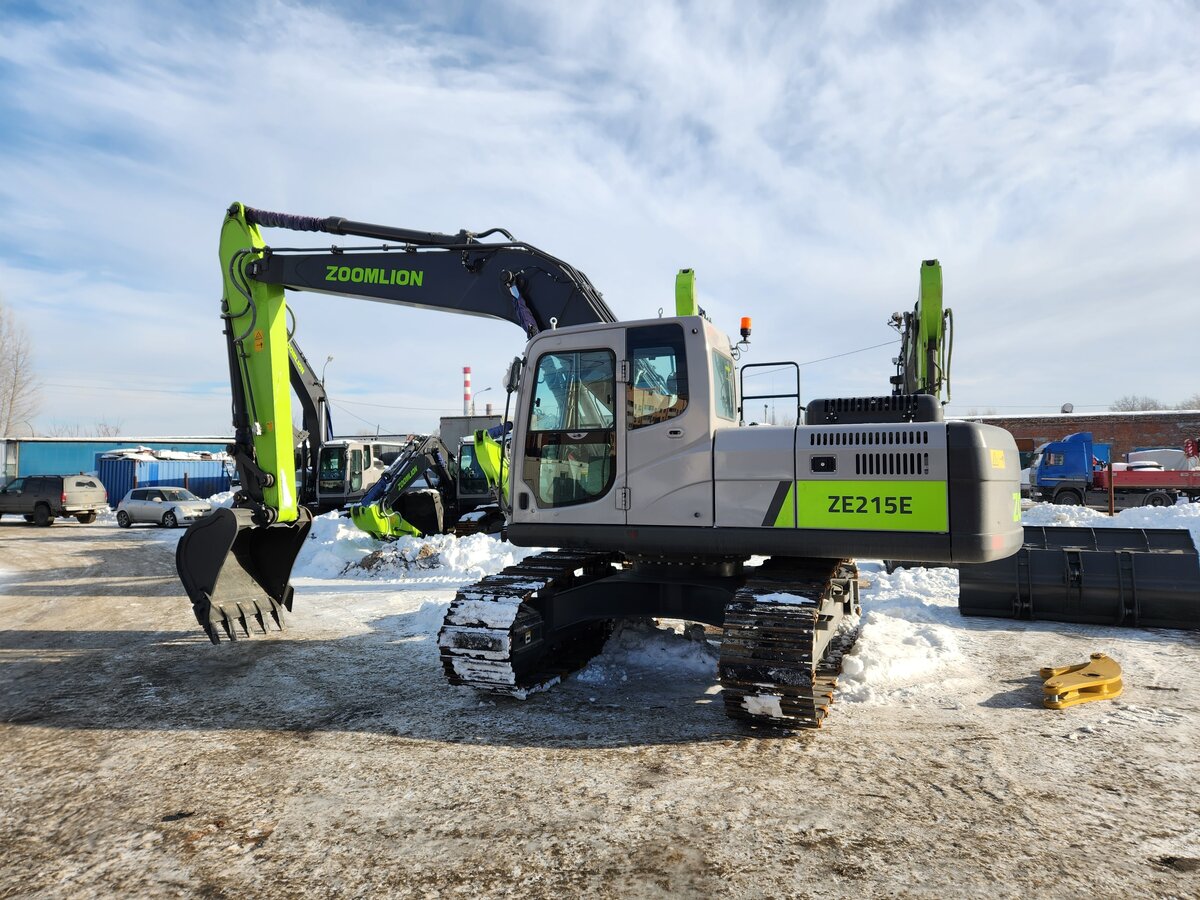 Купить б/у Zoomlion ZE215E в Самаре: зелёный гусеничный экскаватор 2022 ...