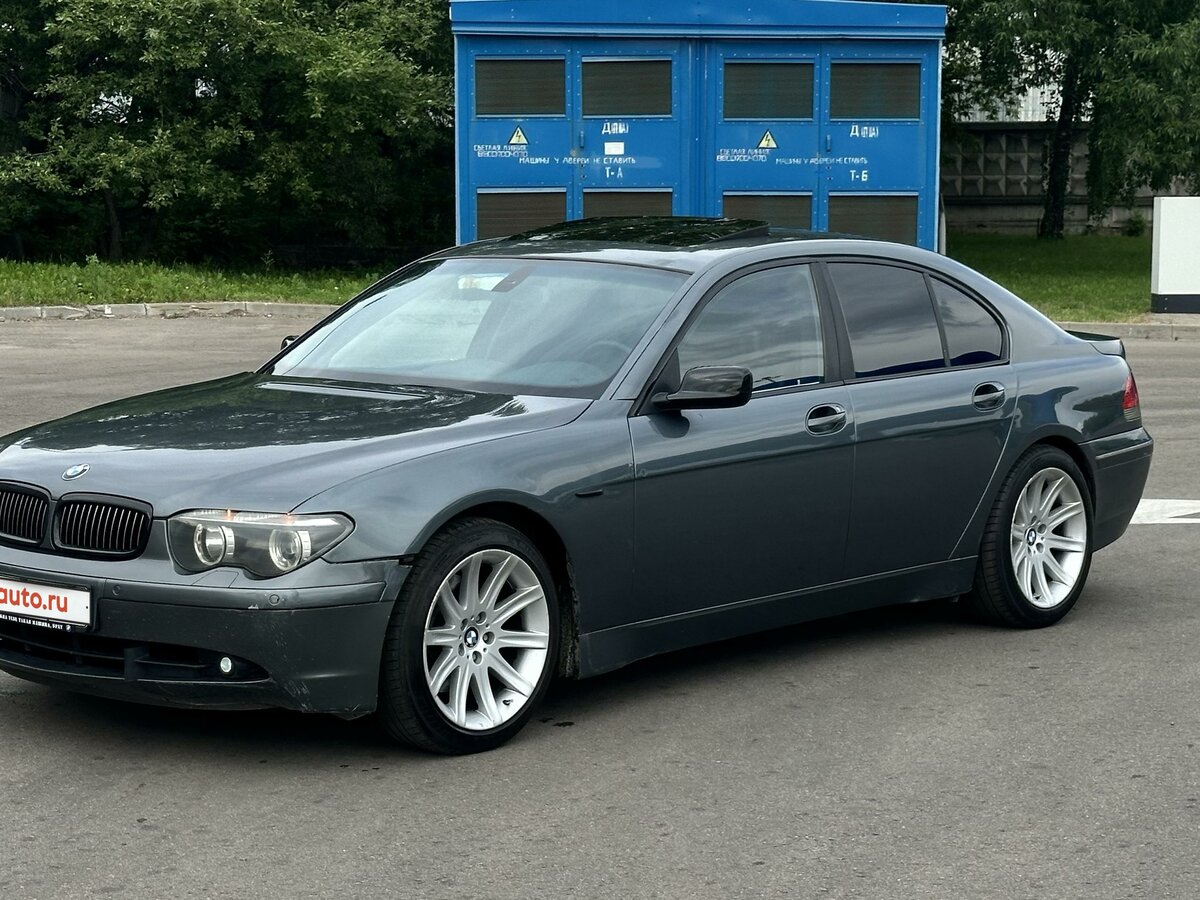 Купить б/у BMW 7 серии IV (E65/E66) 745i 4.4 AT (333 л.с.) бензин автомат в Москве: серый БМВ 7 ...