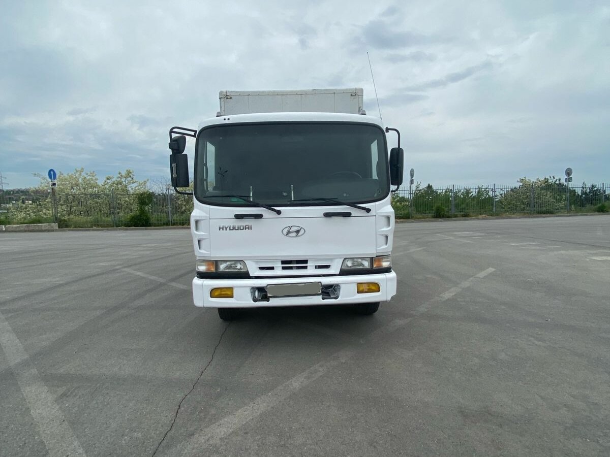 Купить б/у Hyundai HD120 дизель механика в Аксае: белый фургон 2011 ...