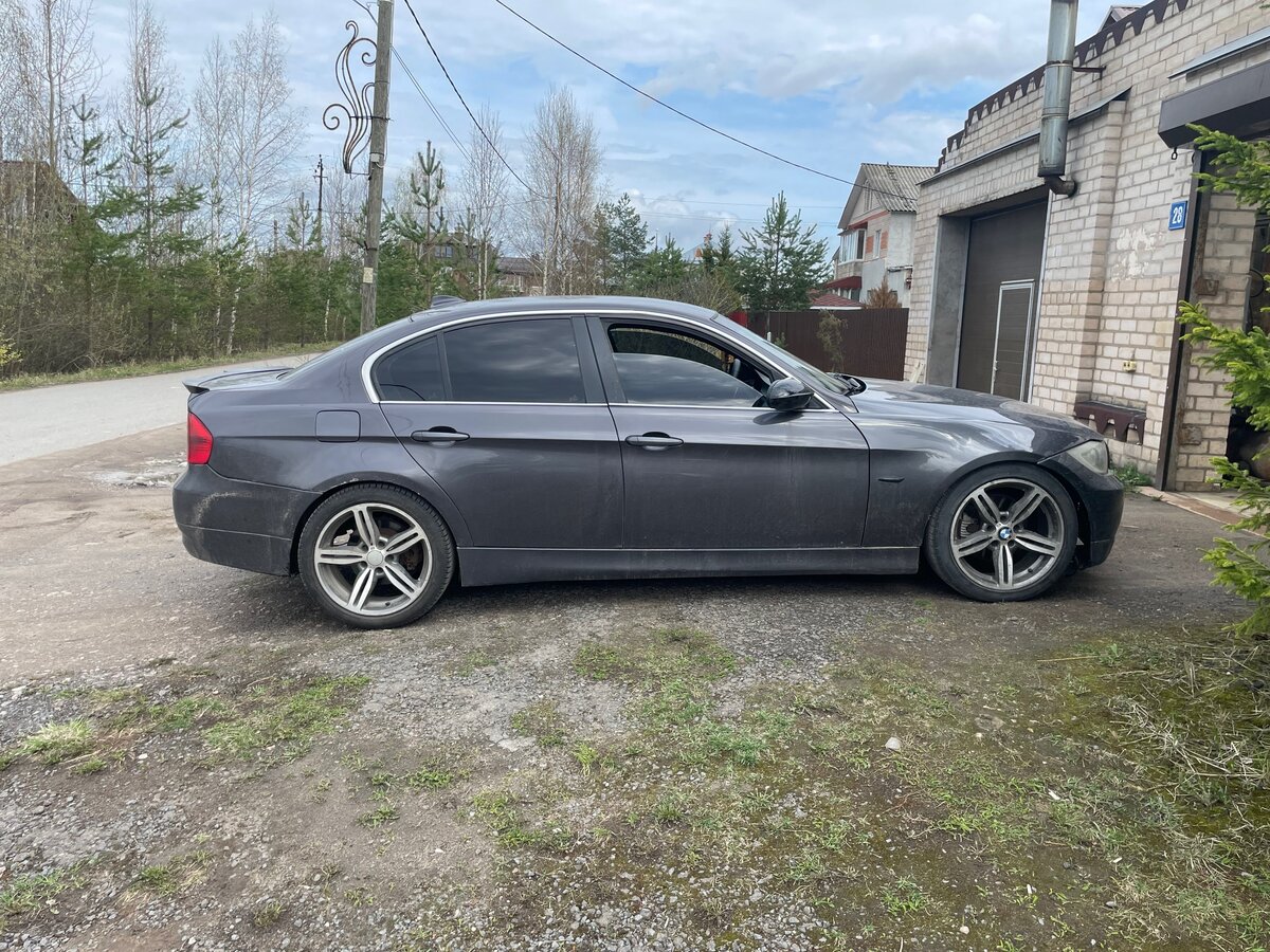 Купить б/у BMW 3 серии V (E90/E91/E92/E93) 325i 3.0 AT (218 л.с.) бензин автомат в Великом ...