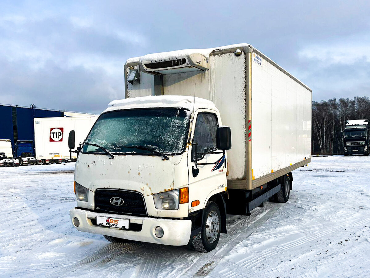 Купить б/у Hyundai HD78 дизель механика в Горках Ленинские: белый ...