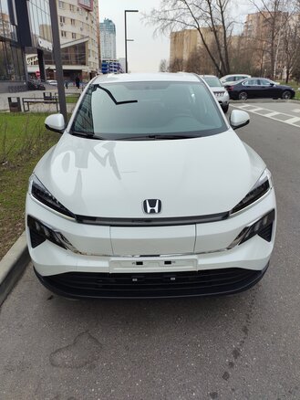 Купить б/у Ciimo (Dongfeng-Honda) M-NV I Electro AT (120 кВт) электро ...