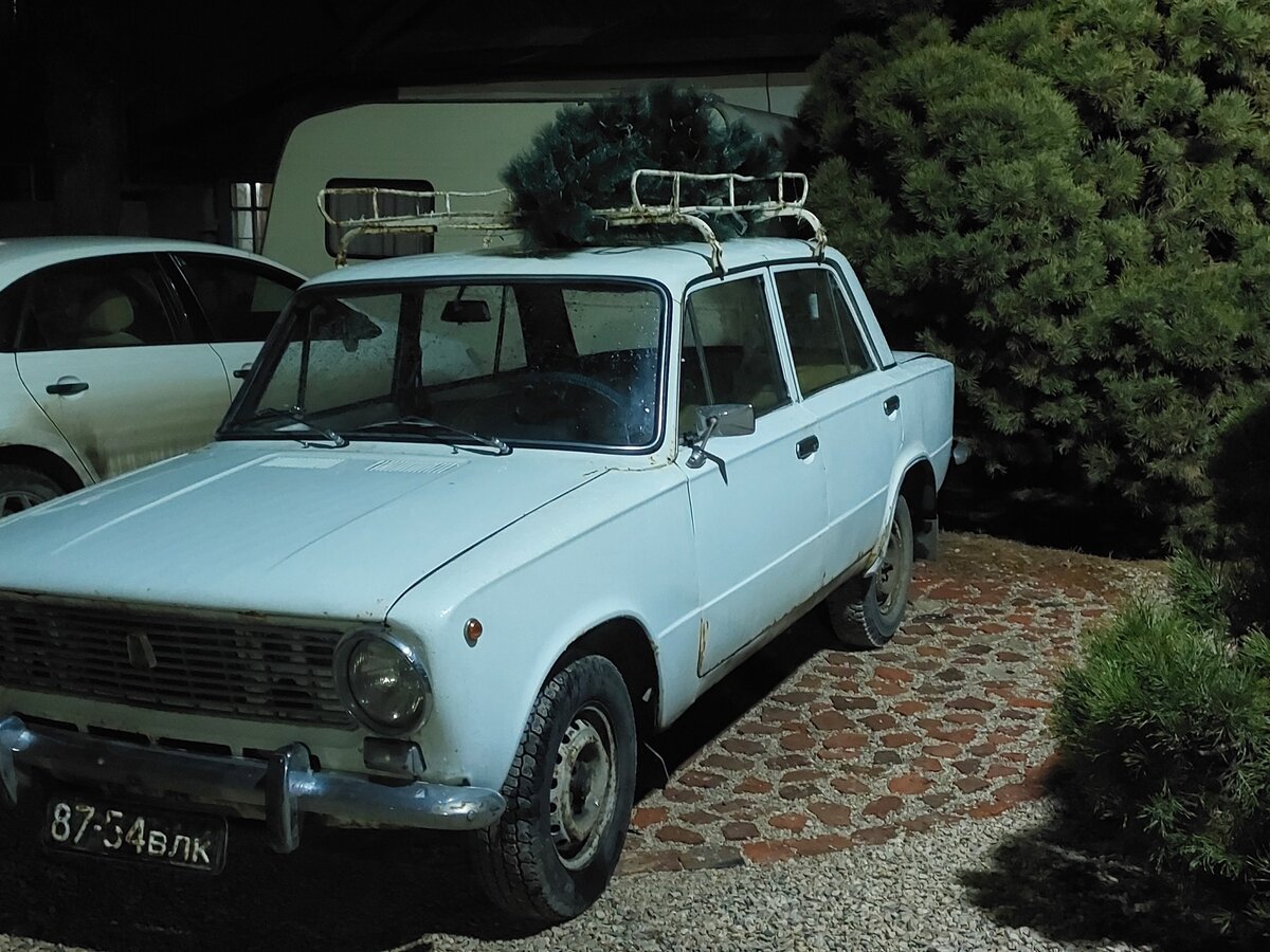 Купить б/у Lada (ВАЗ) 2101 1970-1988 21011 1.3 MT (69 л.с.) бензин механика в Туле: белый Лада ...