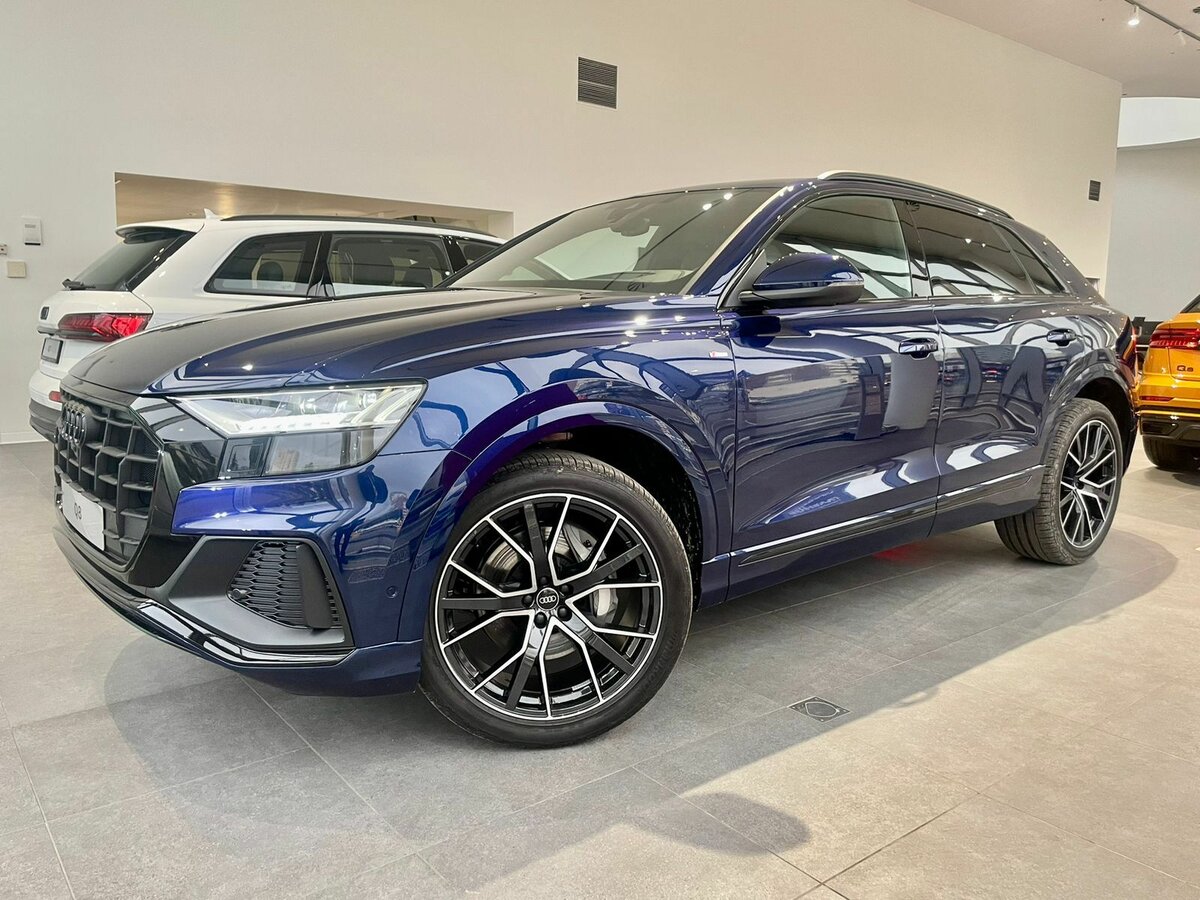 Купить новый Audi Q8 I (4M) 45 TDI 3.0d AT (249 л.с.) 4WD дизель автомат в Москве: синий Ауди ...