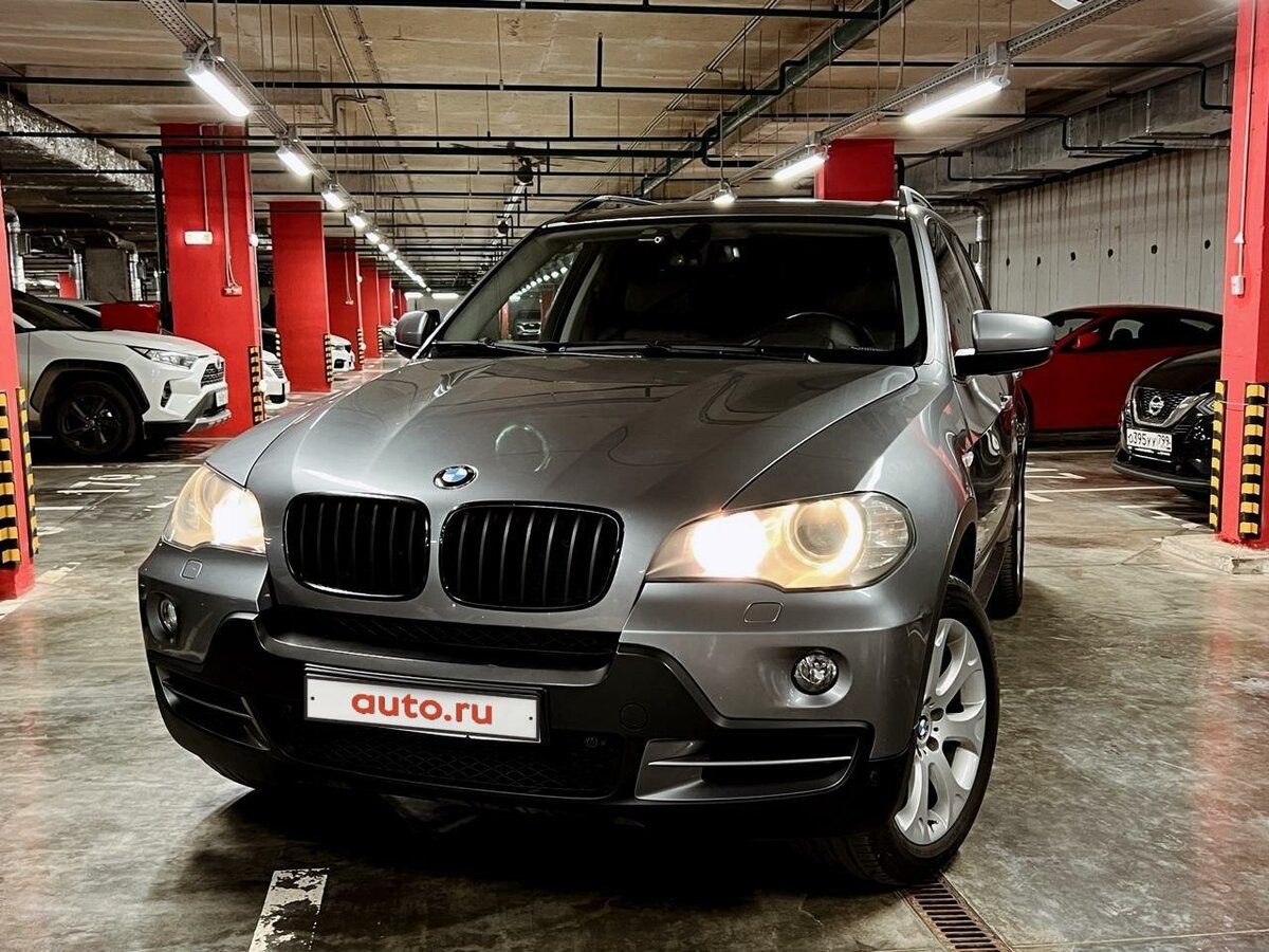 Купить б/у BMW X5 II (E70) 3.0si 3.0 AT (272 л.с.) 4WD бензин автомат в Москве: серый БМВ Х5 II ...