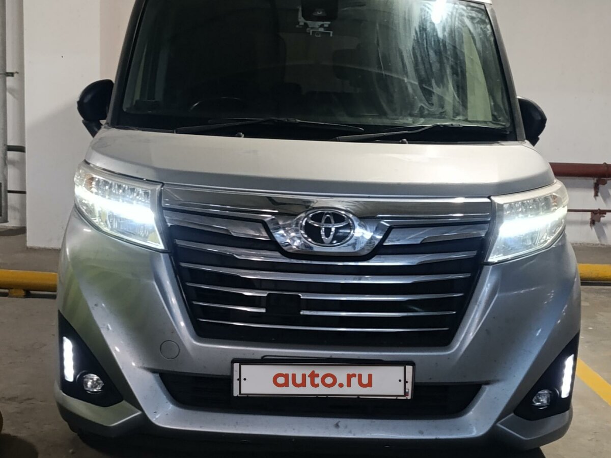 Купить б/у Toyota Roomy I 1.0 CVT (69 л.с.) бензин вариатор в Москве ...