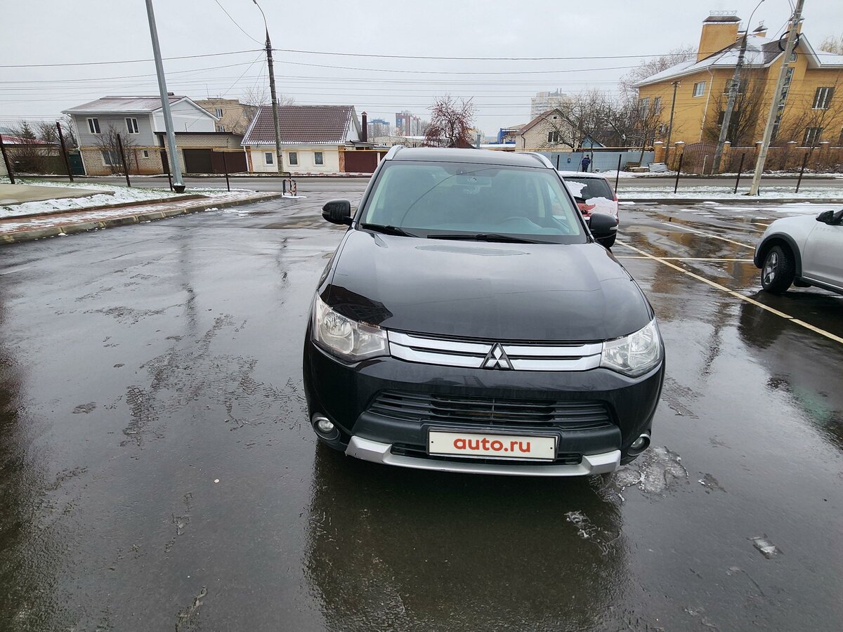 Купить б/у Mitsubishi Outlander III Рестайлинг 2.0 CVT (146 л.с.) 4WD ...