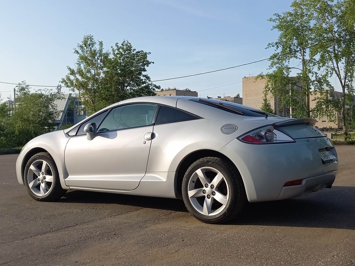 Купить б/у Mitsubishi Eclipse IV 2.4 MT (162 л.с.) бензин механика в Кирове: серебристый ...