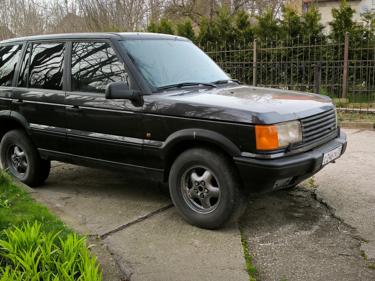 Купить б/у Land Rover Range Rover II 4.6 AT (224 л.с.) 4WD бензин ...